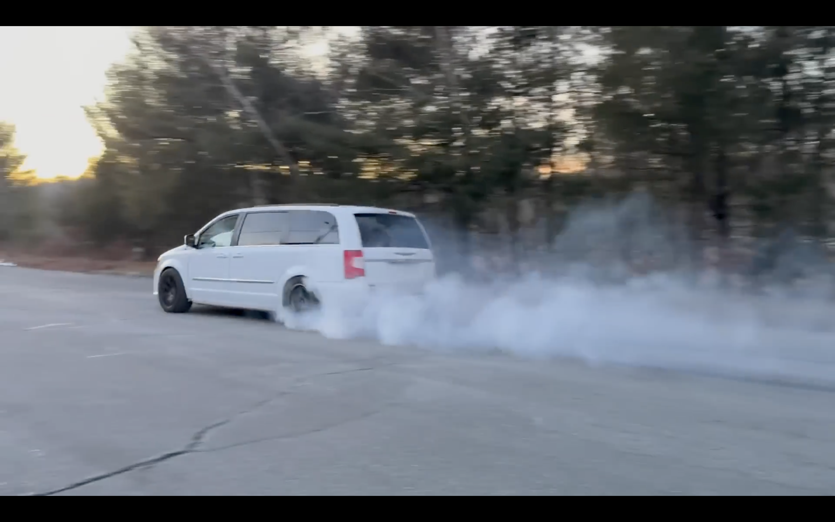 VIDEO: This Dude Just Built An SRT Hellcat Swapped Minivan | Rowdy ...